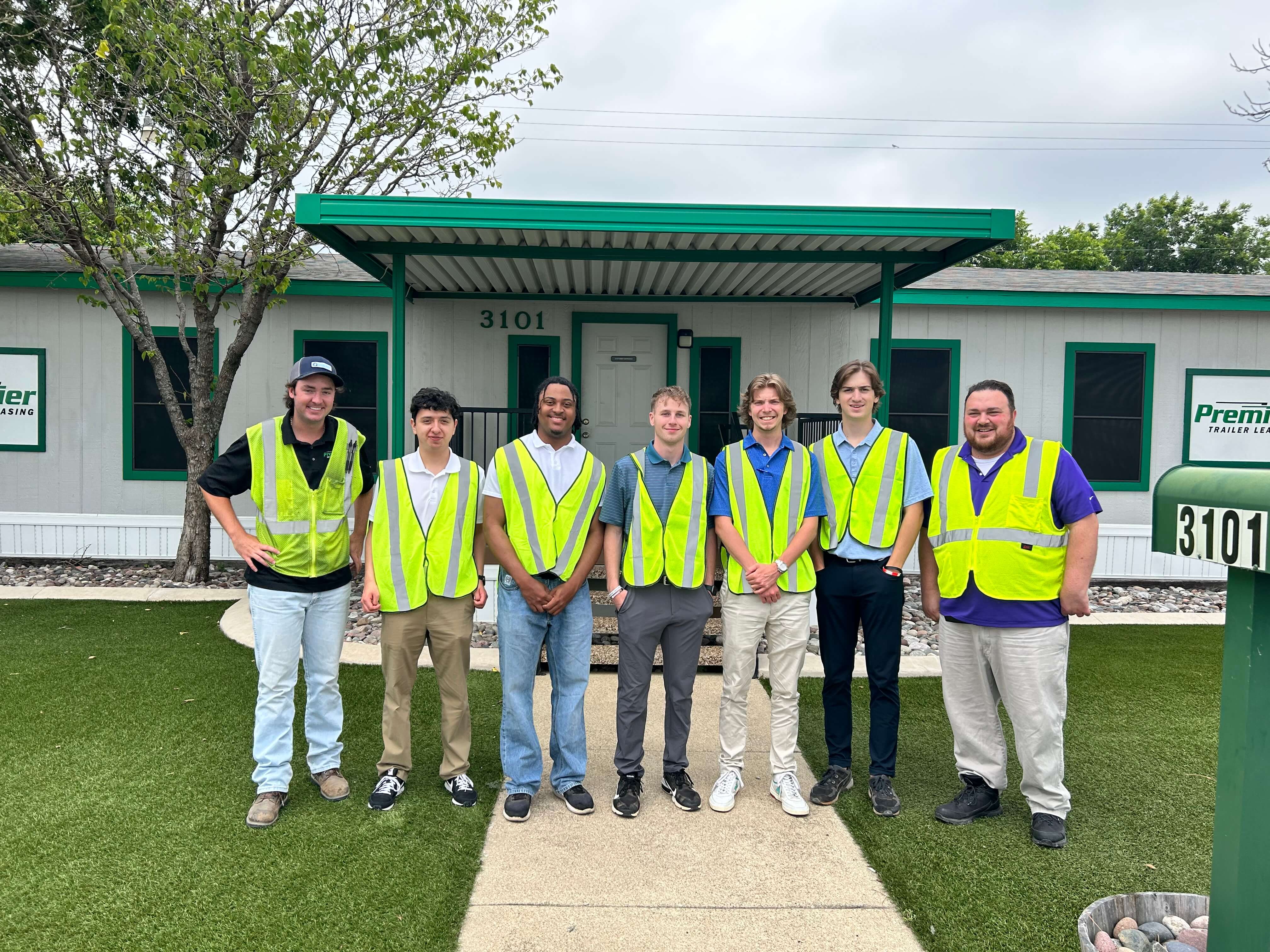 Internships | Premier Trailer Leasing